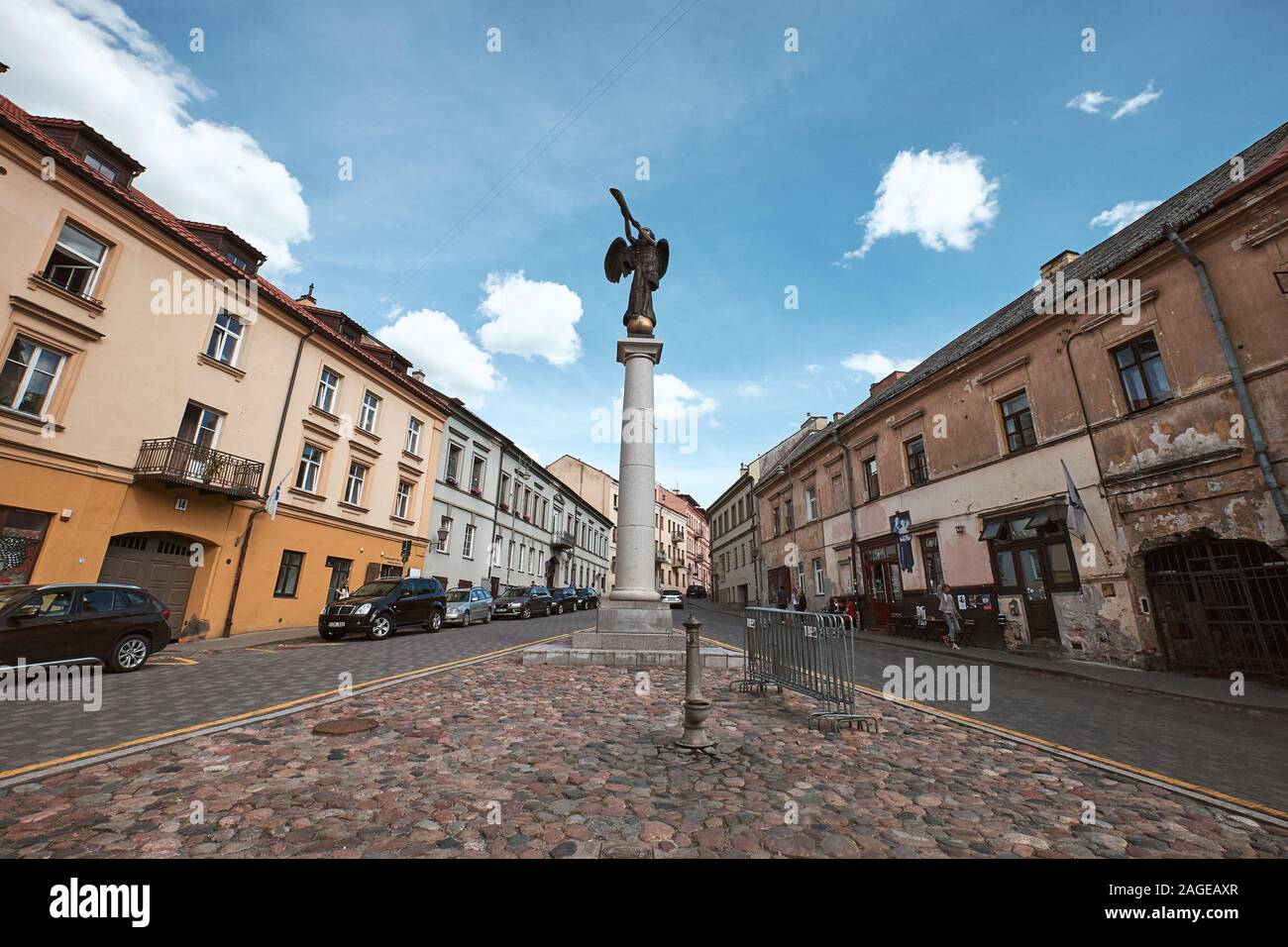 Angel of uzupis square hi-res stock photography and images - Alamy