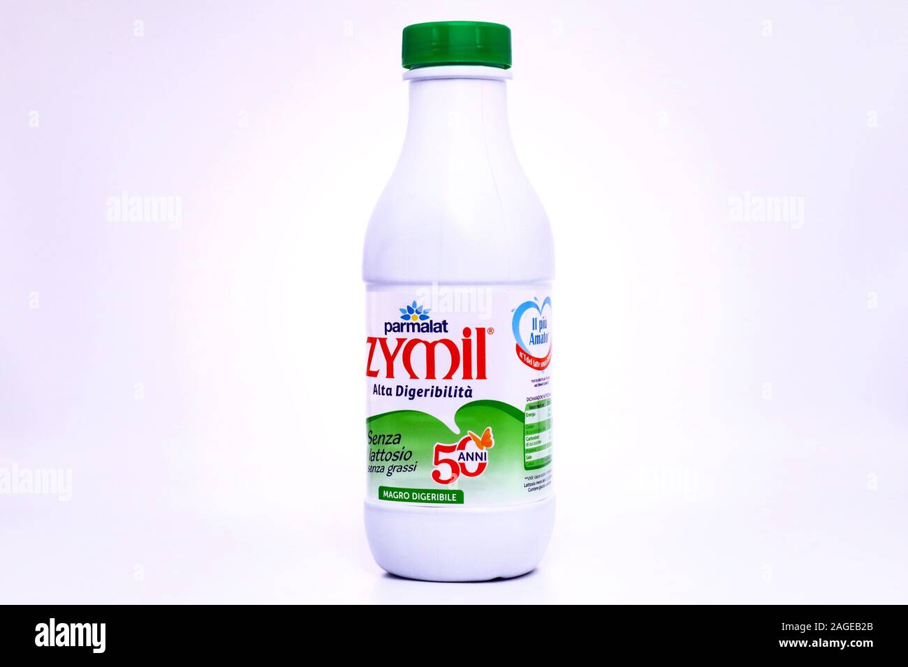 Zymil Parmalat Pasteurized Low Fat Lactose Free MILK Stock Photo - Alamy