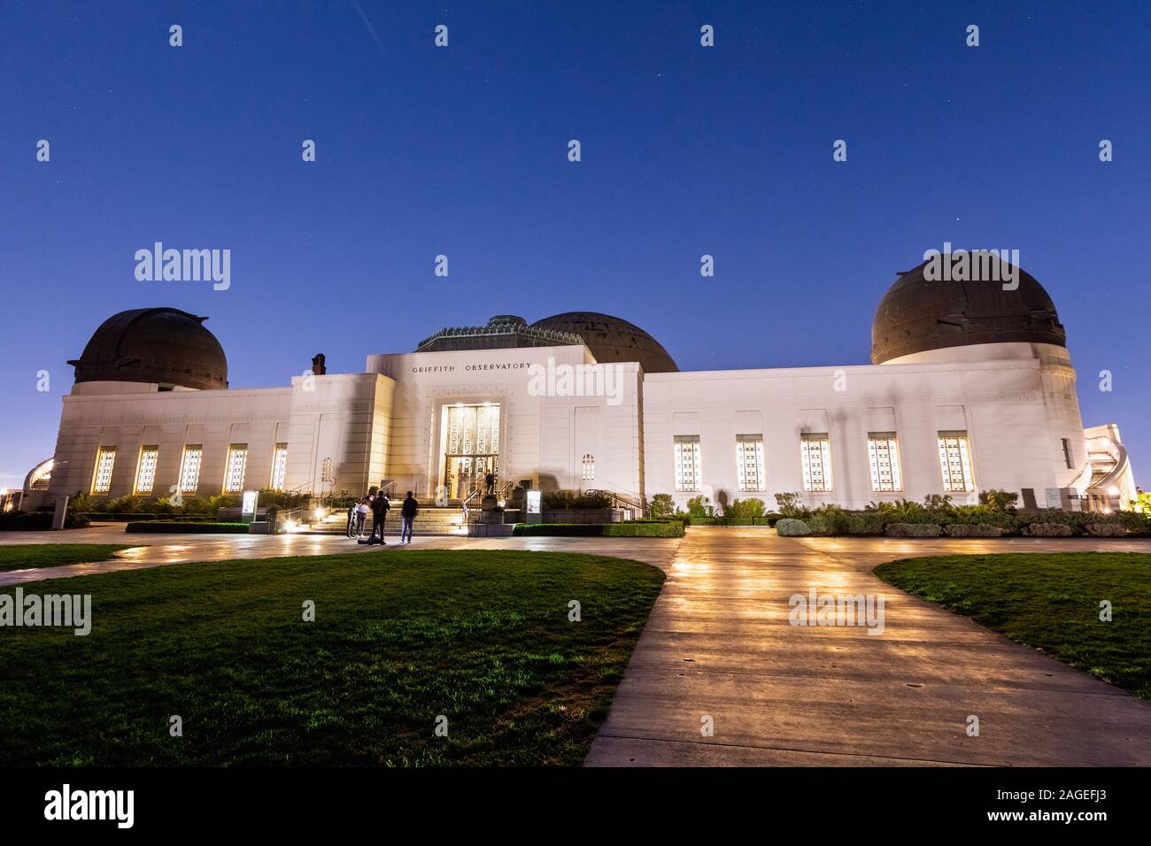 Griffith planetarium night stars hi-res stock photography and images ...