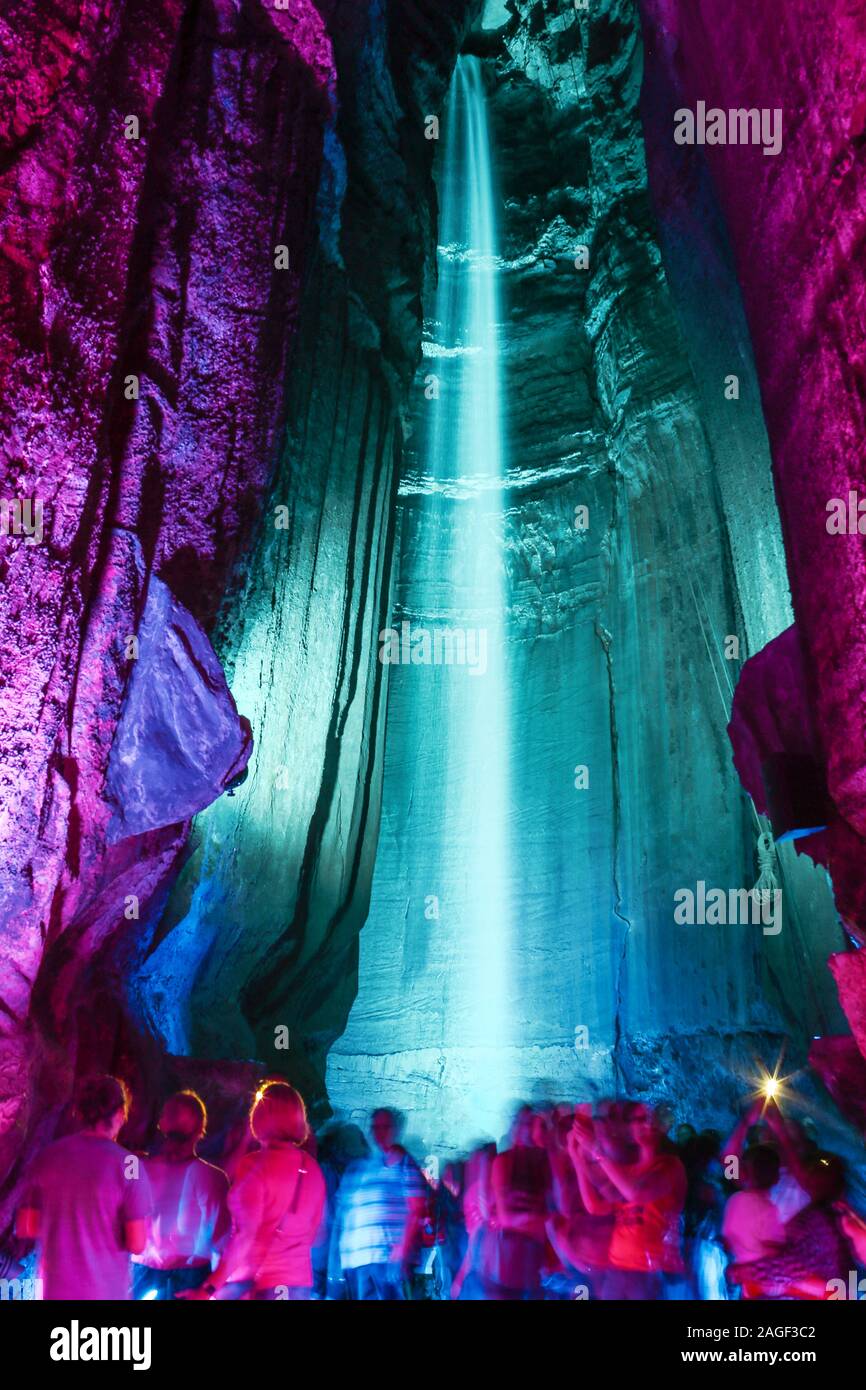 Ruby Falls (Waterfall in a Cave Stock Photo - Alamy