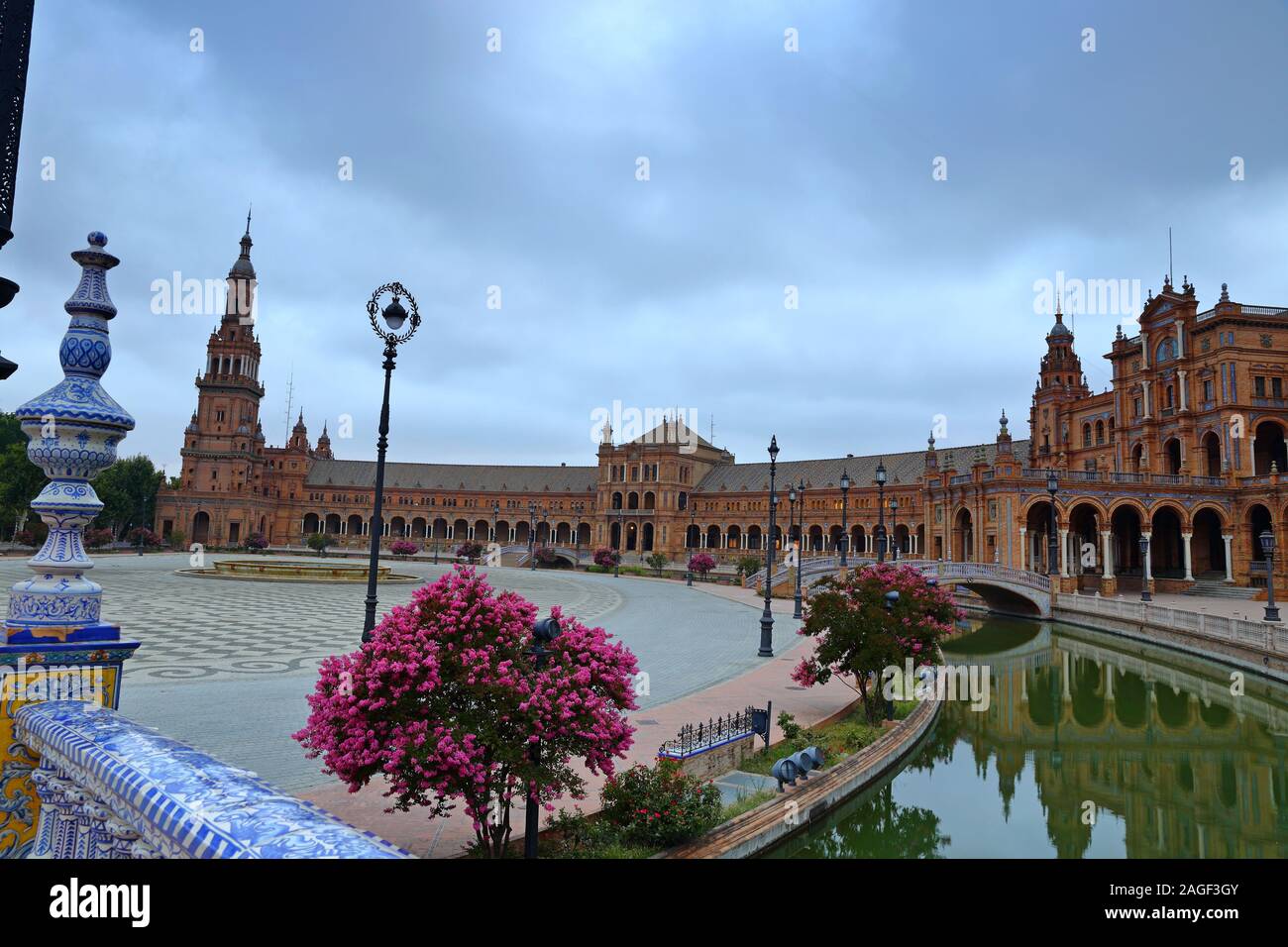 Scenic view of Beautiful architecture Plaza de Espana (Spainish Square ...