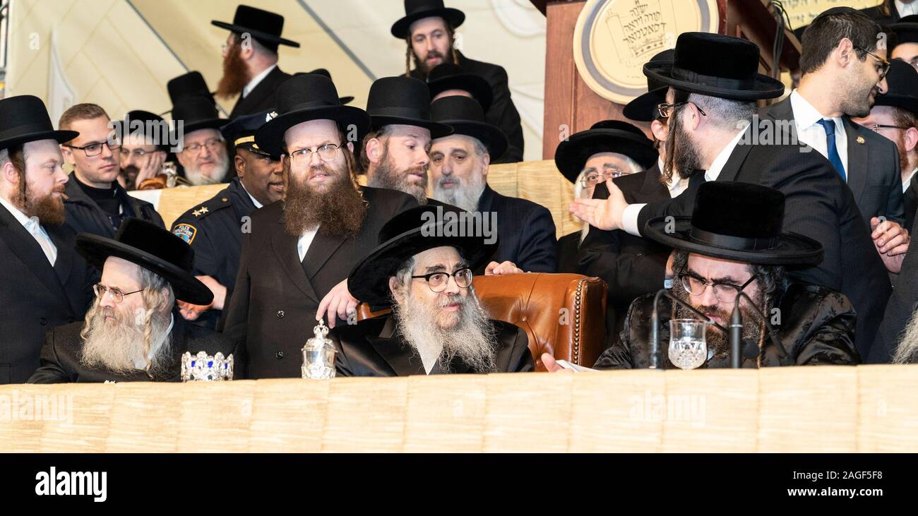 Satmar rabbi hi-res stock photography and images - Alamy
