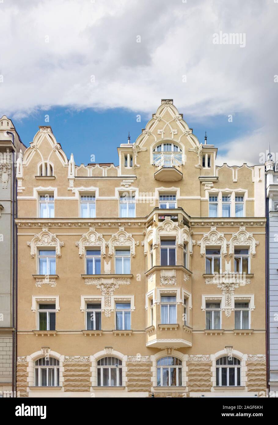 Czech house hi-res stock photography and images - Alamy