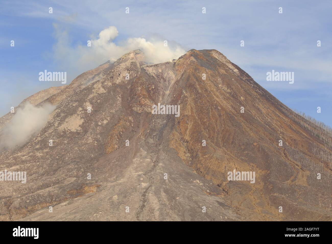Subduction Volcano High Resolution Stock Photography and Images - Alamy