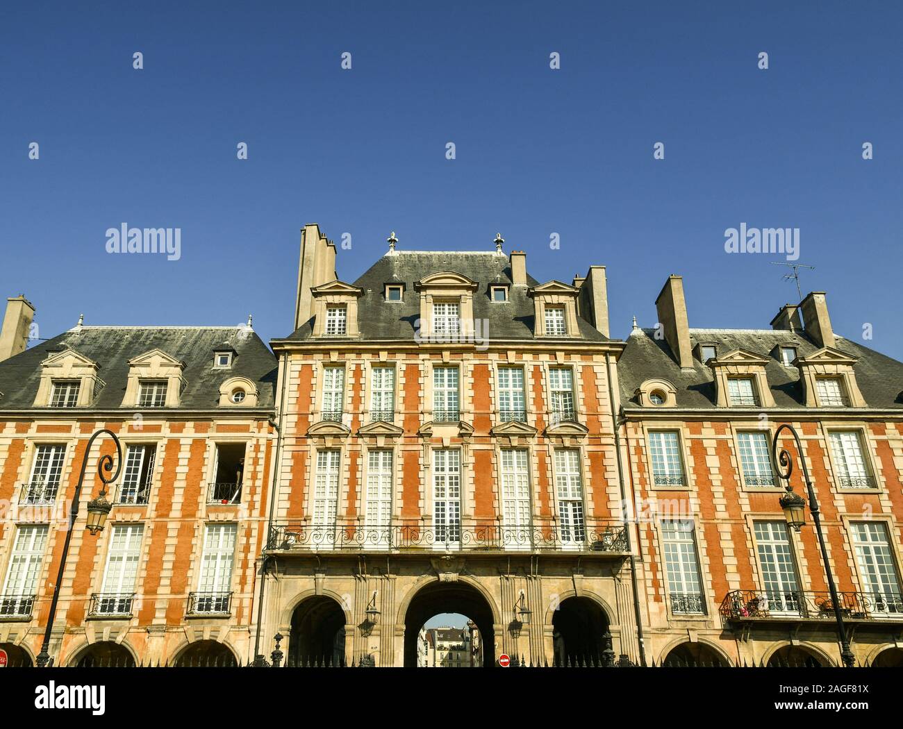 Reine de france hi-res stock photography and images - Alamy