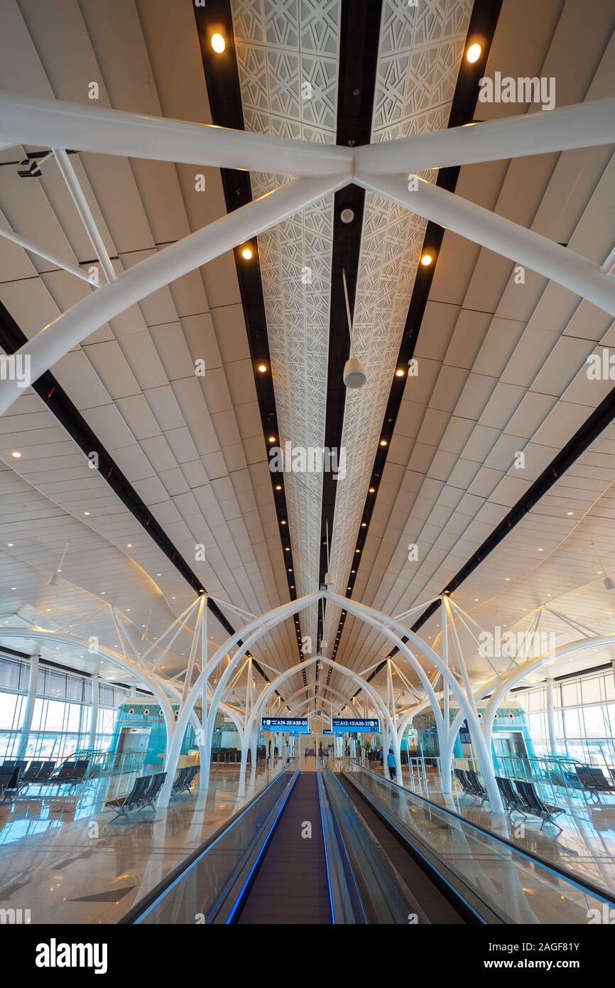 Terminal 1 king abdulaziz airport hi-res stock photography and images ...