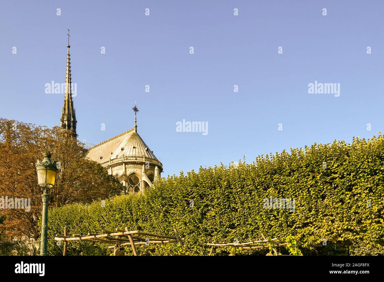 The back of the Cathedral of Notre Dame with the spire destroyed in the ...