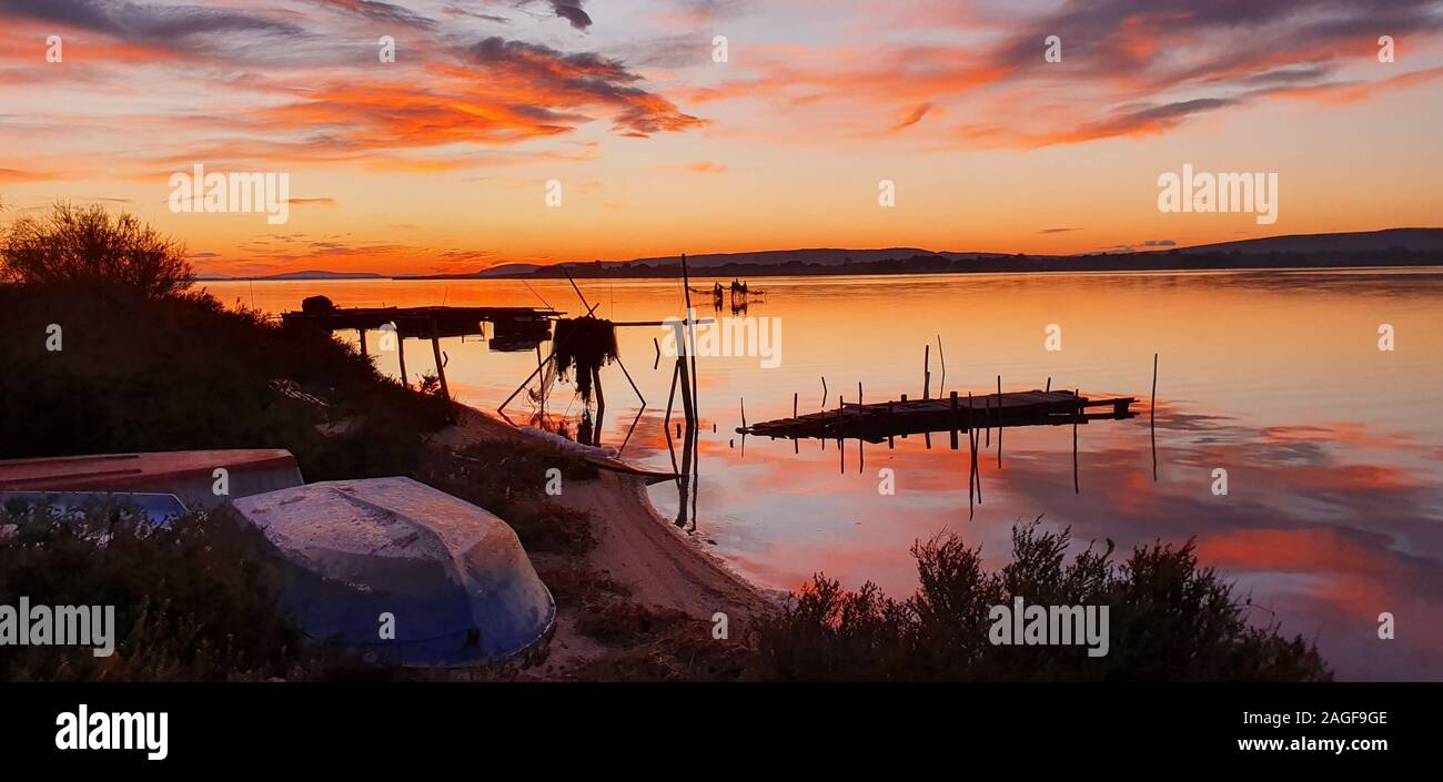 Sunset on a pond hi-res stock photography and images - Alamy