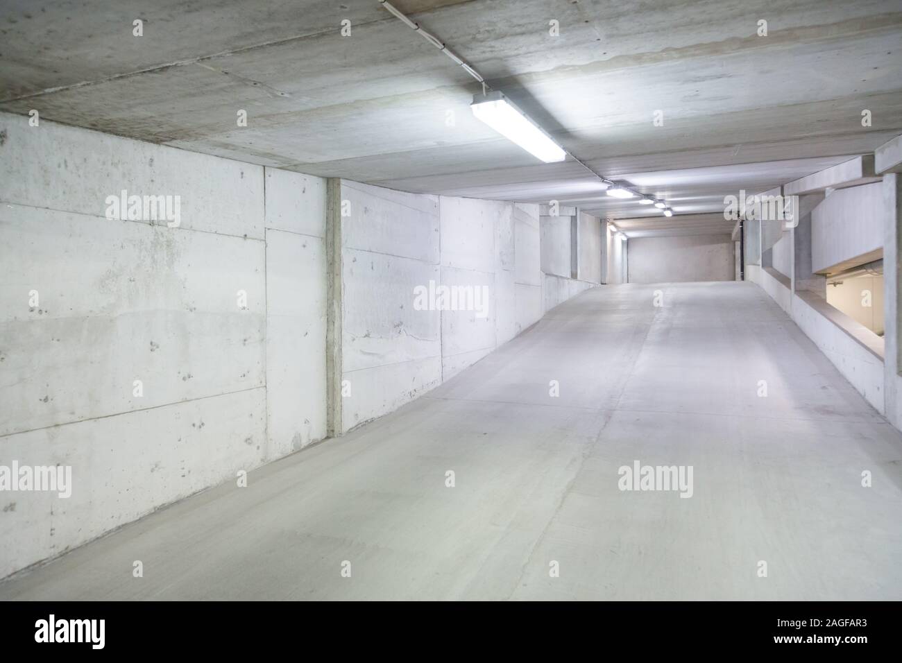 Concrete slabs in a structure Stock Photo - Alamy
