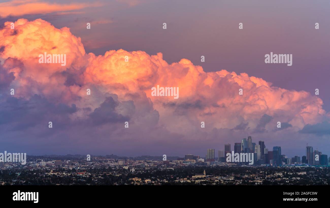 Los angeles sunset skyscrapers aerial hi-res stock photography and ...