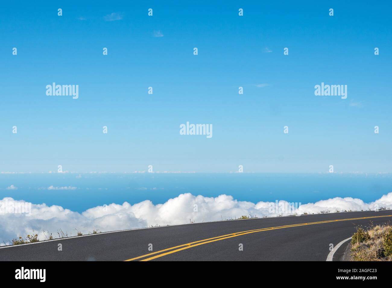 An overlooking view of nature in Maui, Hawaii Stock Photo - Alamy
