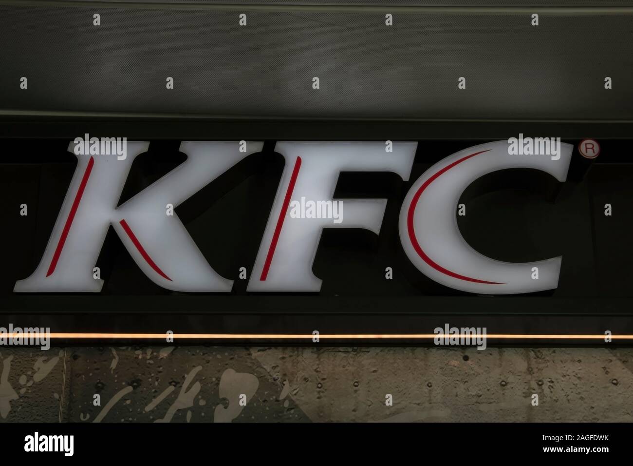 Airport billboard food hi-res stock photography and images - Alamy