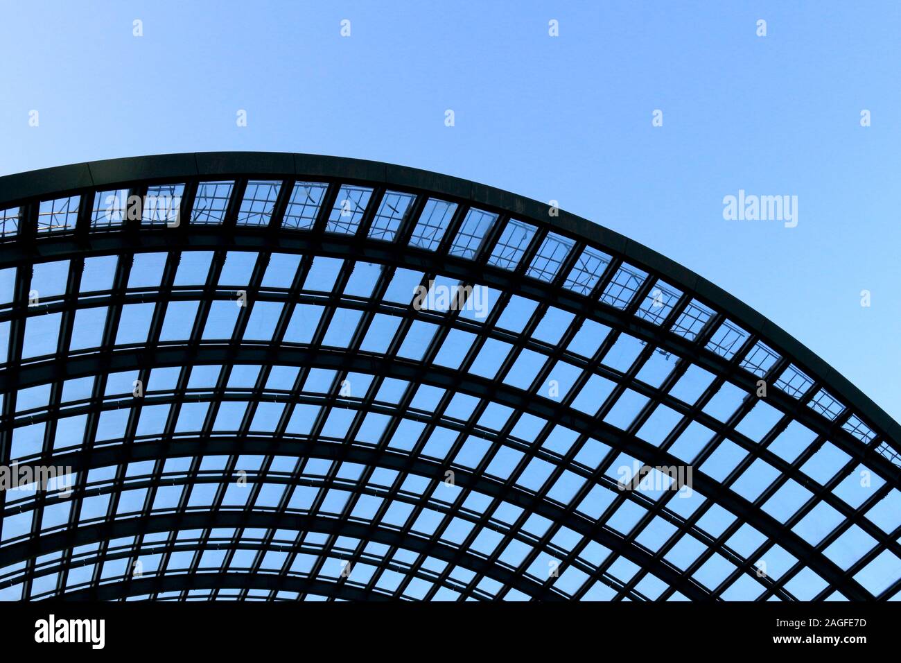 Frame mesh made steel hi-res stock photography and images - Alamy