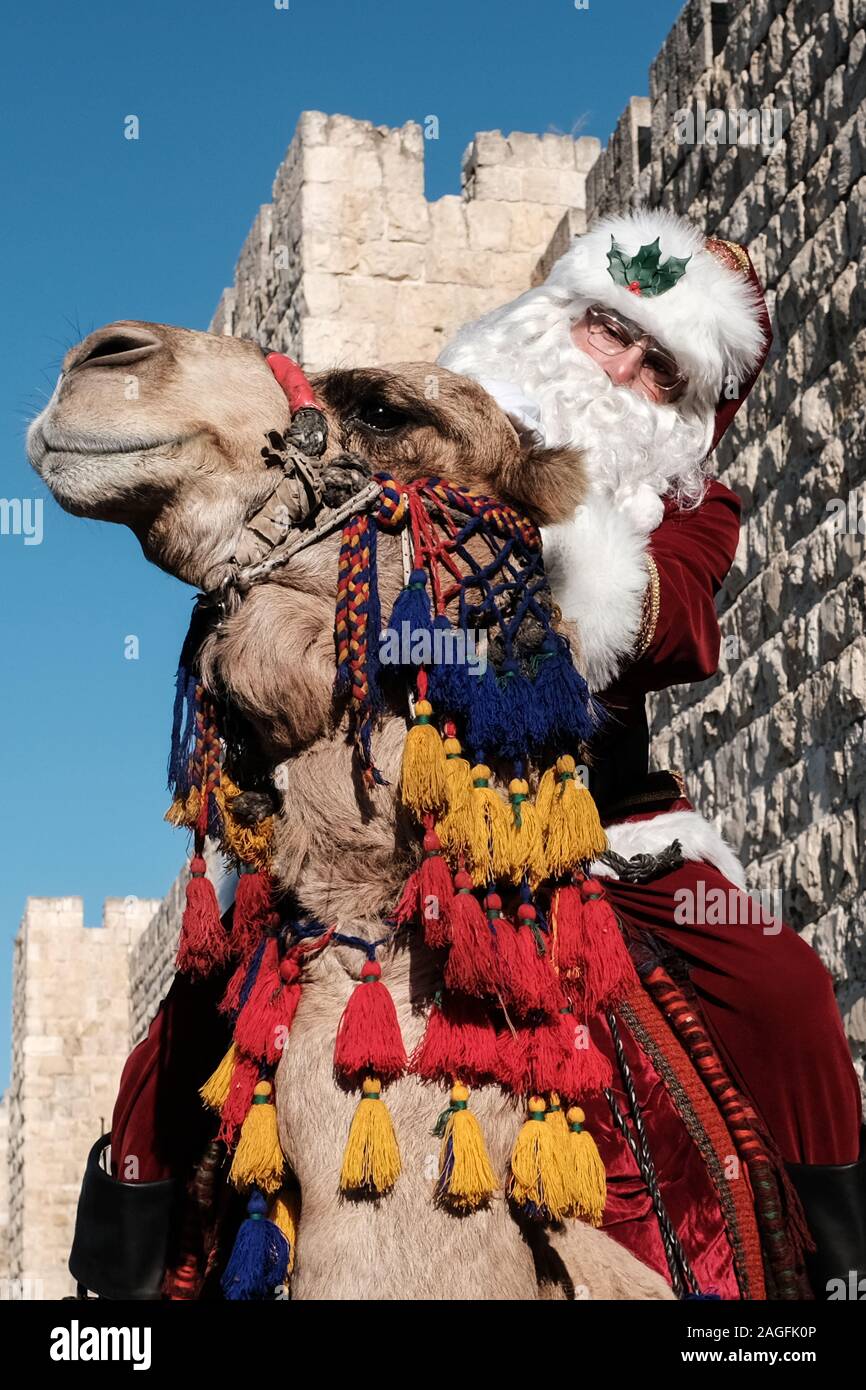 Baba noel hi-res stock photography and images - Alamy
