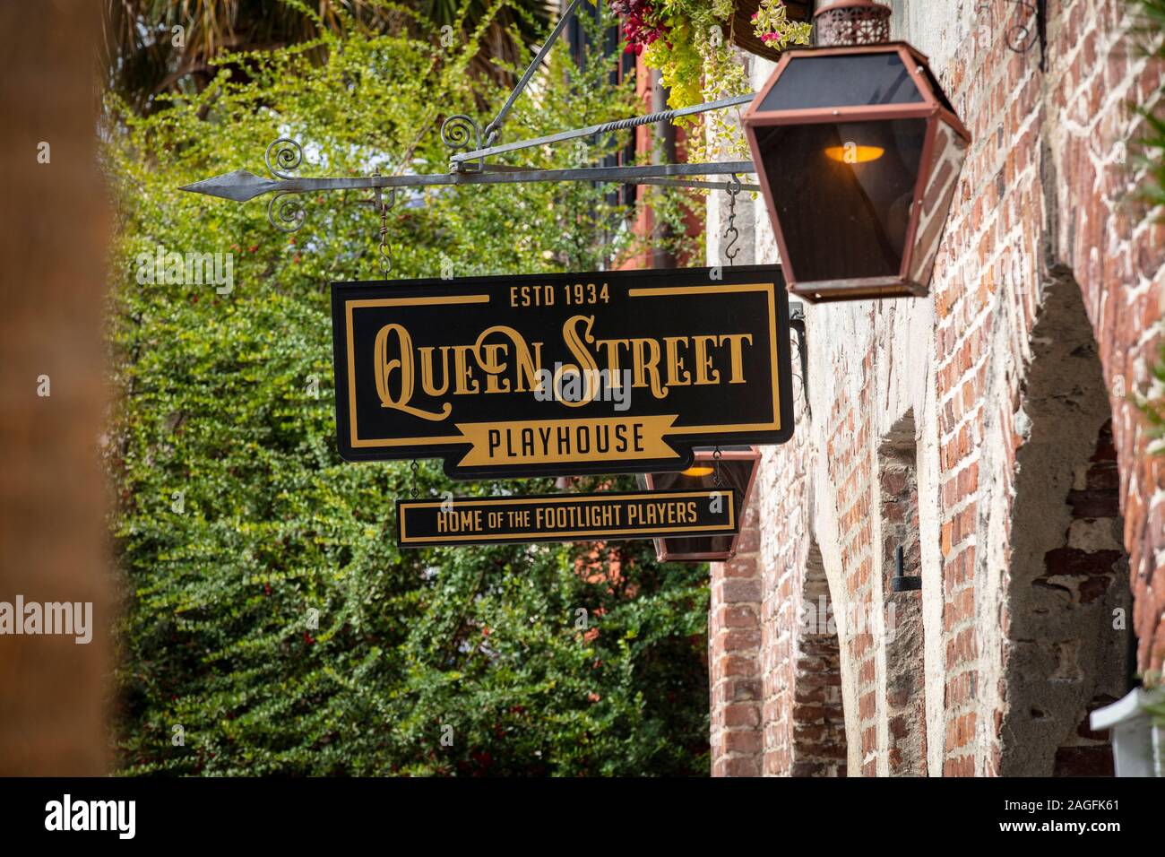 Drama queen sign hi-res stock photography and images - Alamy