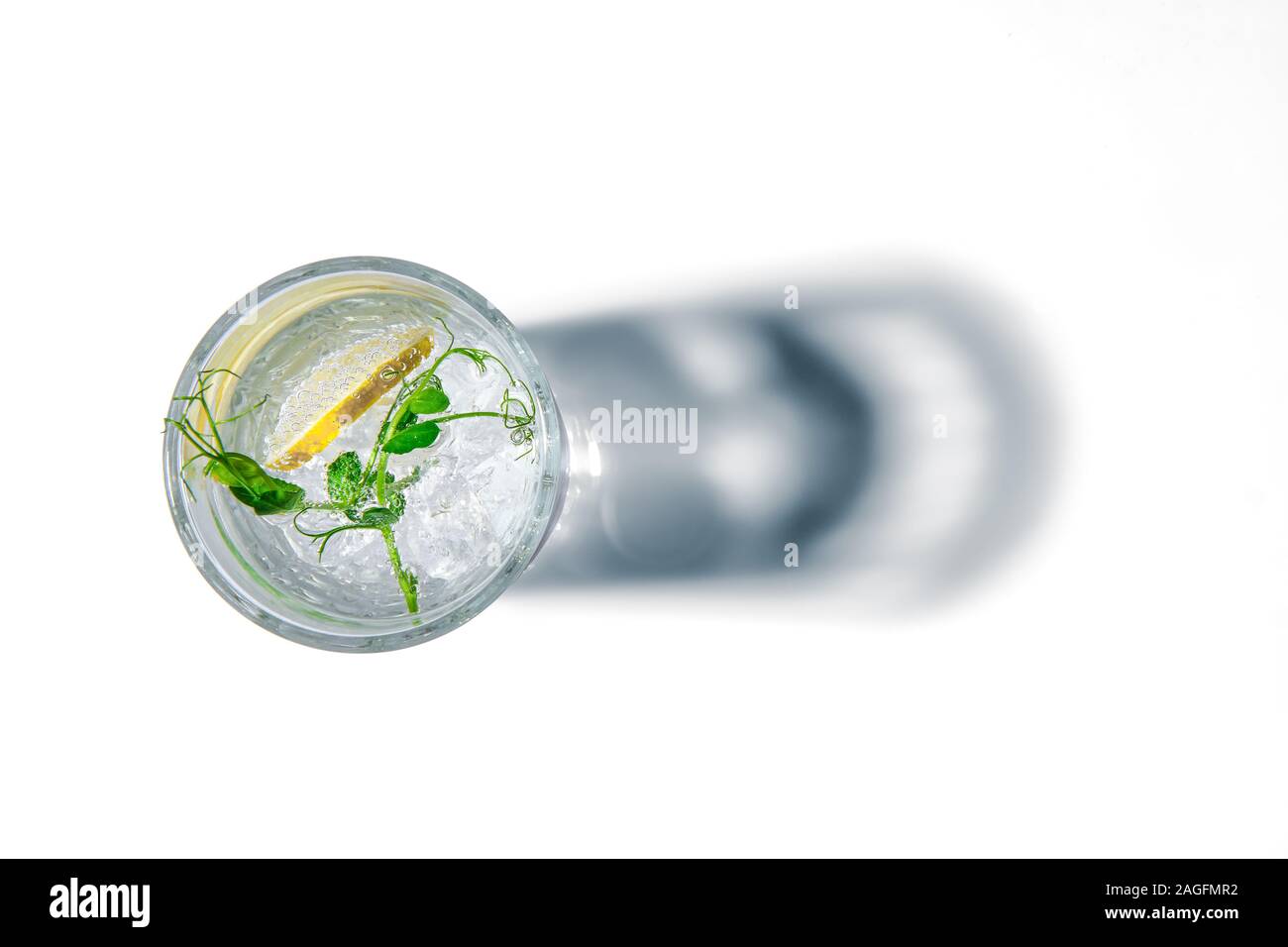 Overhead sunlight Cut Out Stock Images & Pictures - Alamy