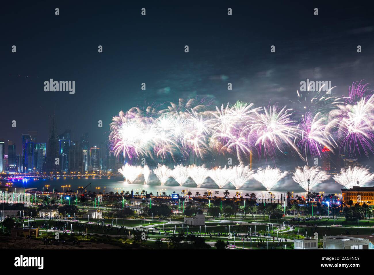 Corniche fireworks hi-res stock photography and images - Alamy