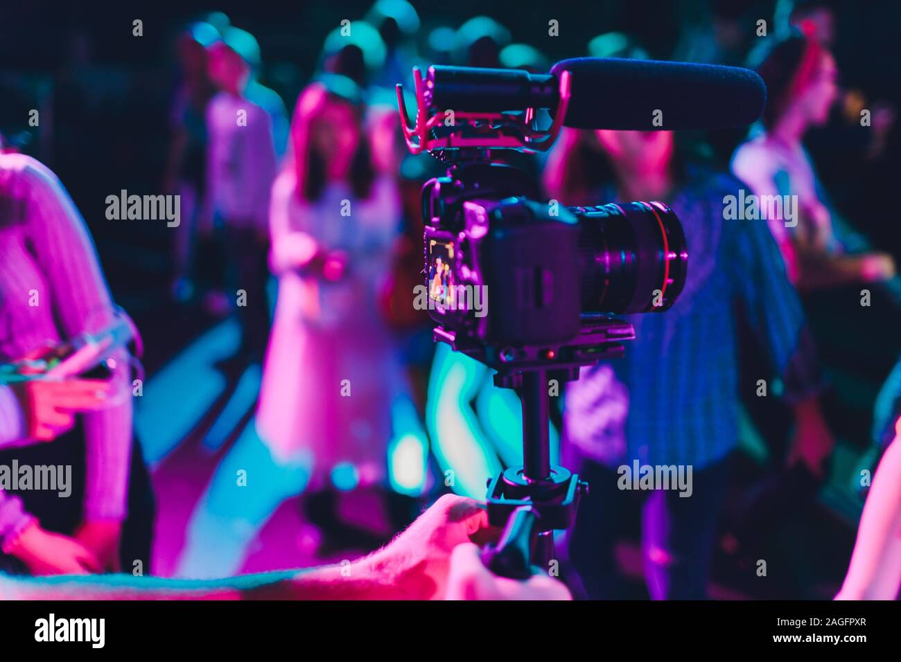 Hand controlled tv hi-res stock photography and images - Alamy