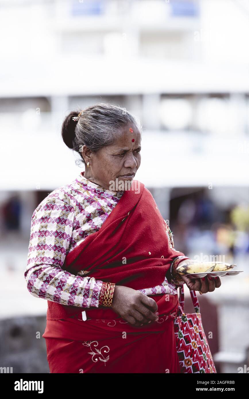 KATHMANDU, NEPAL - Nov 11, 2019: Nepal Hindu Temple women in ...
