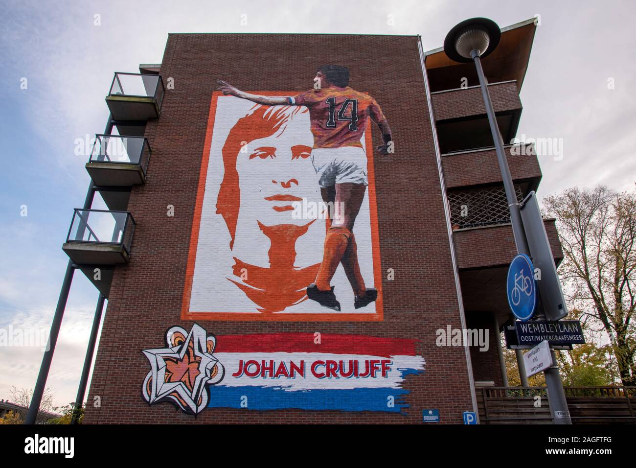 Johan cruijff 14 hi-res stock photography and images - Alamy
