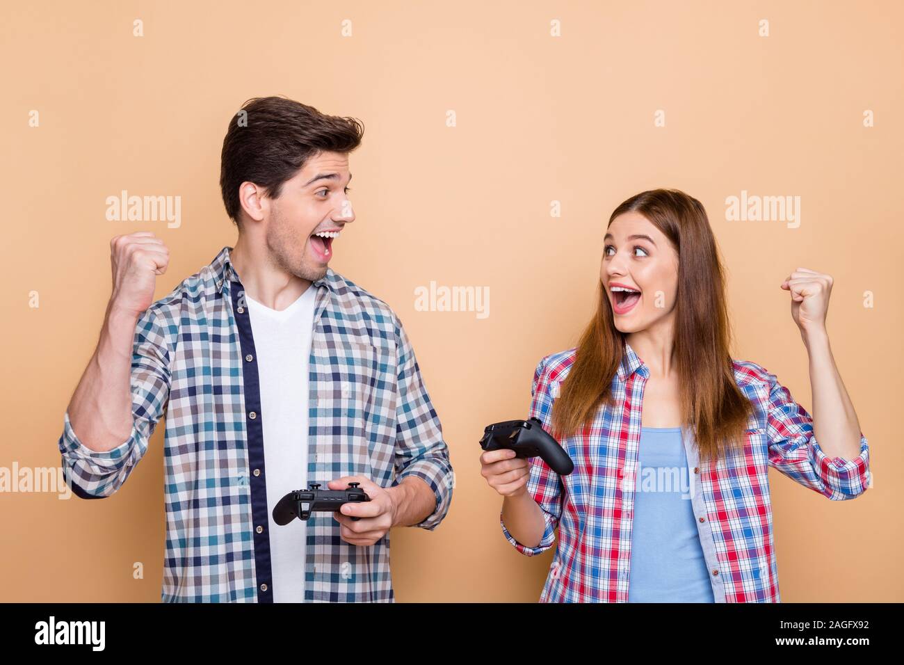 Photo of white cheerful positive beautiful stylish trendy couple of two ...