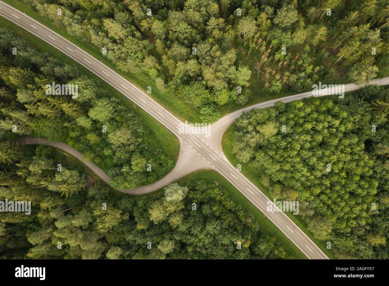 Intersection landscape hi-res stock photography and images - Alamy
