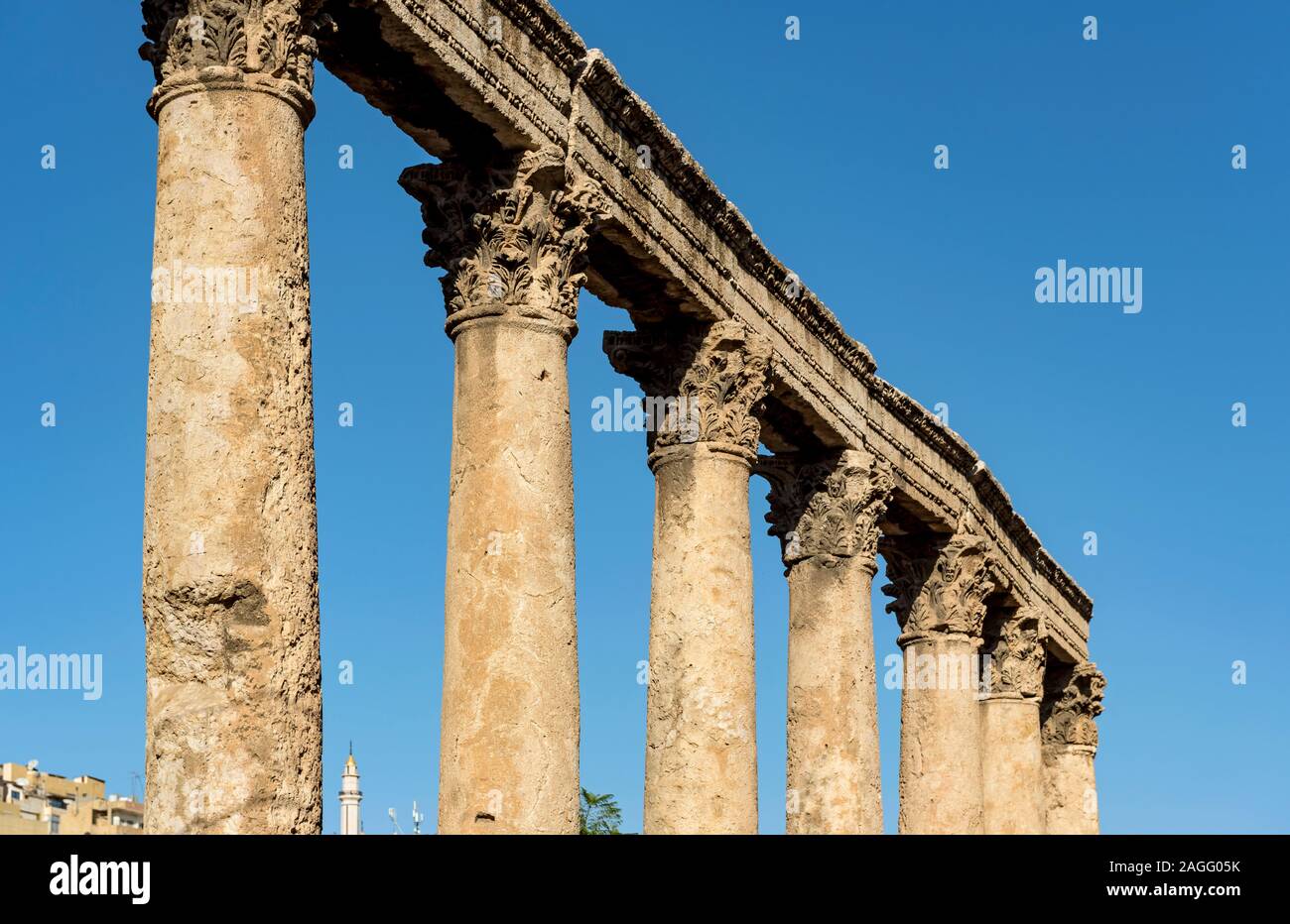 Row of columns of Roman Forum, Amman, Jordan Stock Photo - Alamy