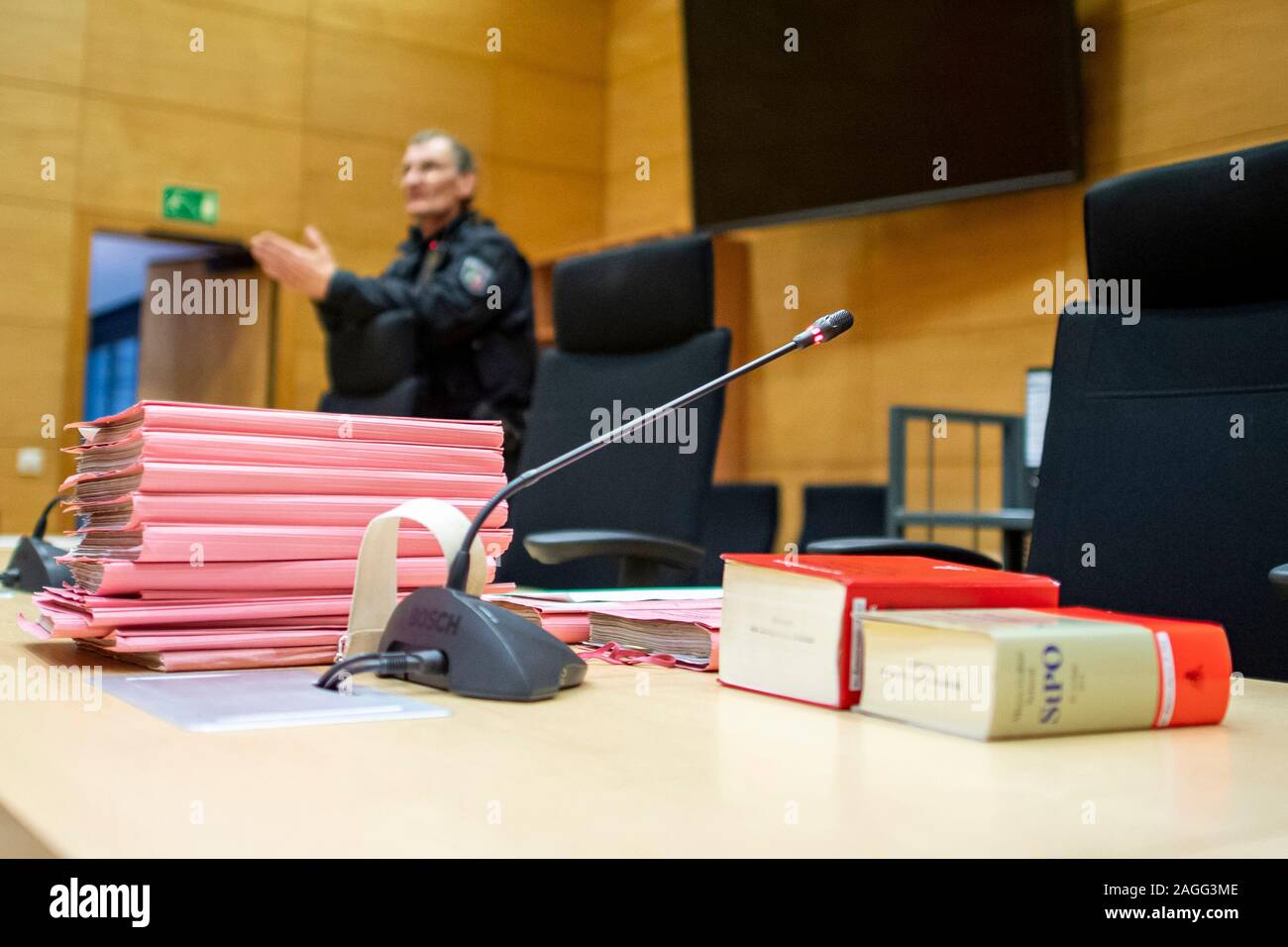 Suspicion of judges hi-res stock photography and images - Alamy