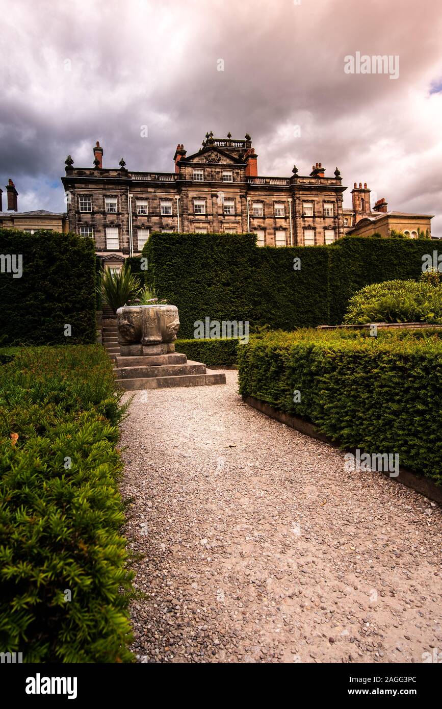 Biddulph grange garden hi-res stock photography and images - Alamy