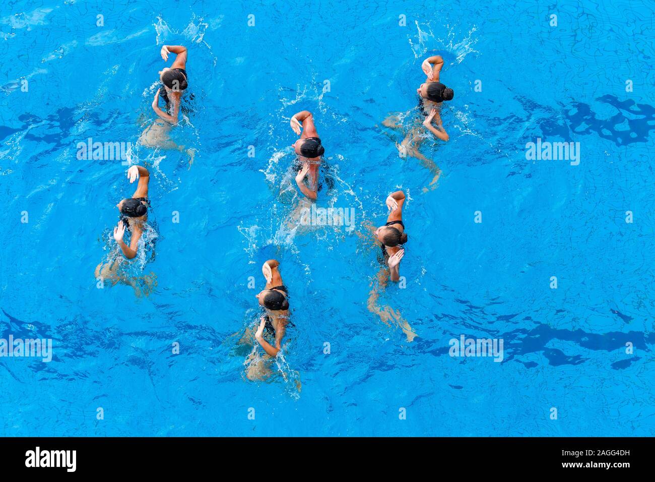 Synchronized swimming not japan hi-res stock photography and images - Alamy