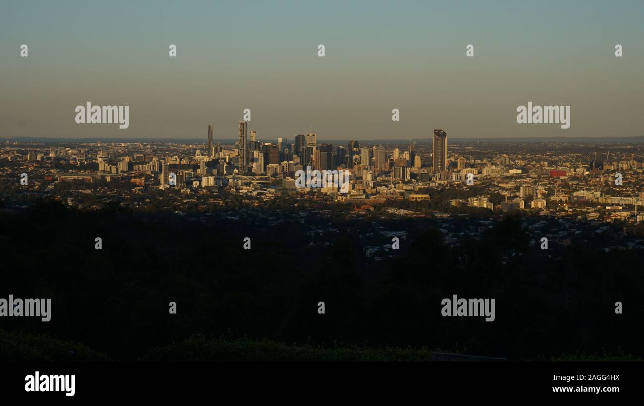Sunset at the Mount Coot Tha Outlook in Brisbane Australia Stock Photo ...