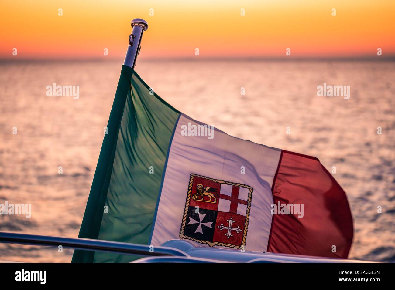 Italian boat flag hi-res stock photography and images - Alamy