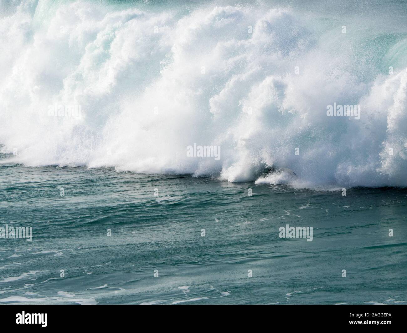 Peahi wave hi-res stock photography and images - Alamy