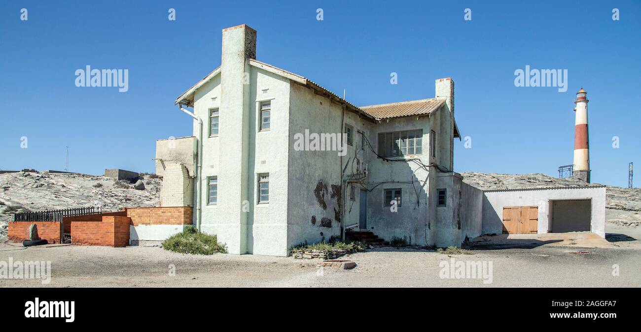 The lighthouse keeper's house on Diaz Point with the light in the ...