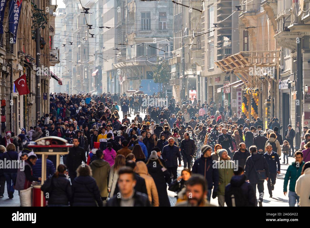ISTANBUL, TURKEY - DECEMBER 28, 2018: Peoples walking in Taksim ...