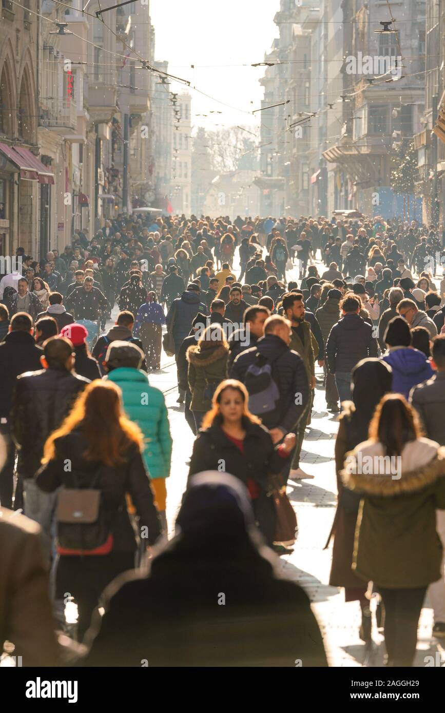 ISTANBUL, TURKEY - DECEMBER 28, 2018: Peoples walking in Taksim ...