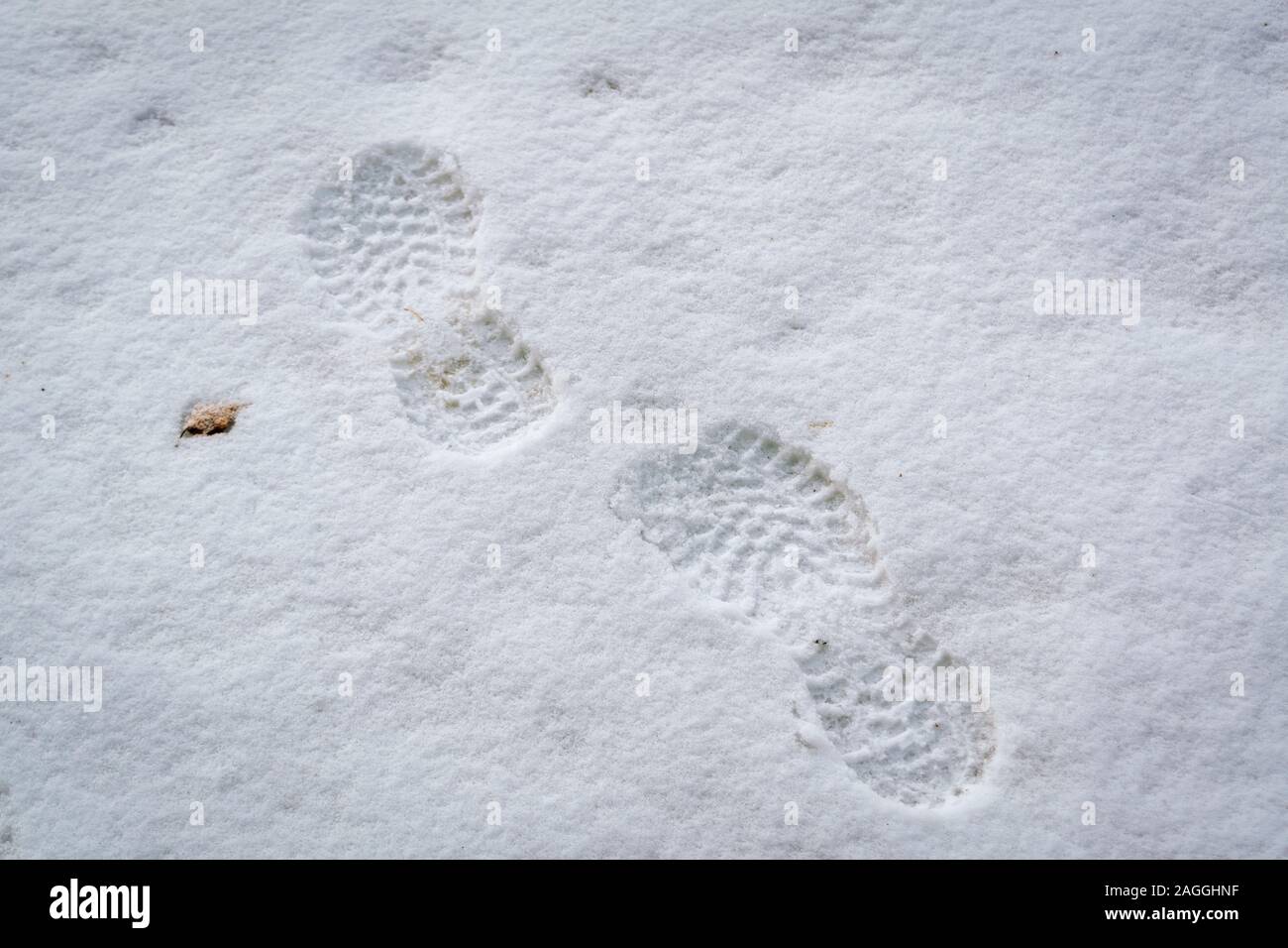 Walking boot prints hi-res stock photography and images - Alamy