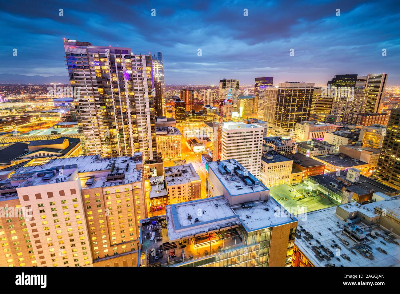 Denver, Colorado, USA downtown cityscape rooftop view at dusk with ...