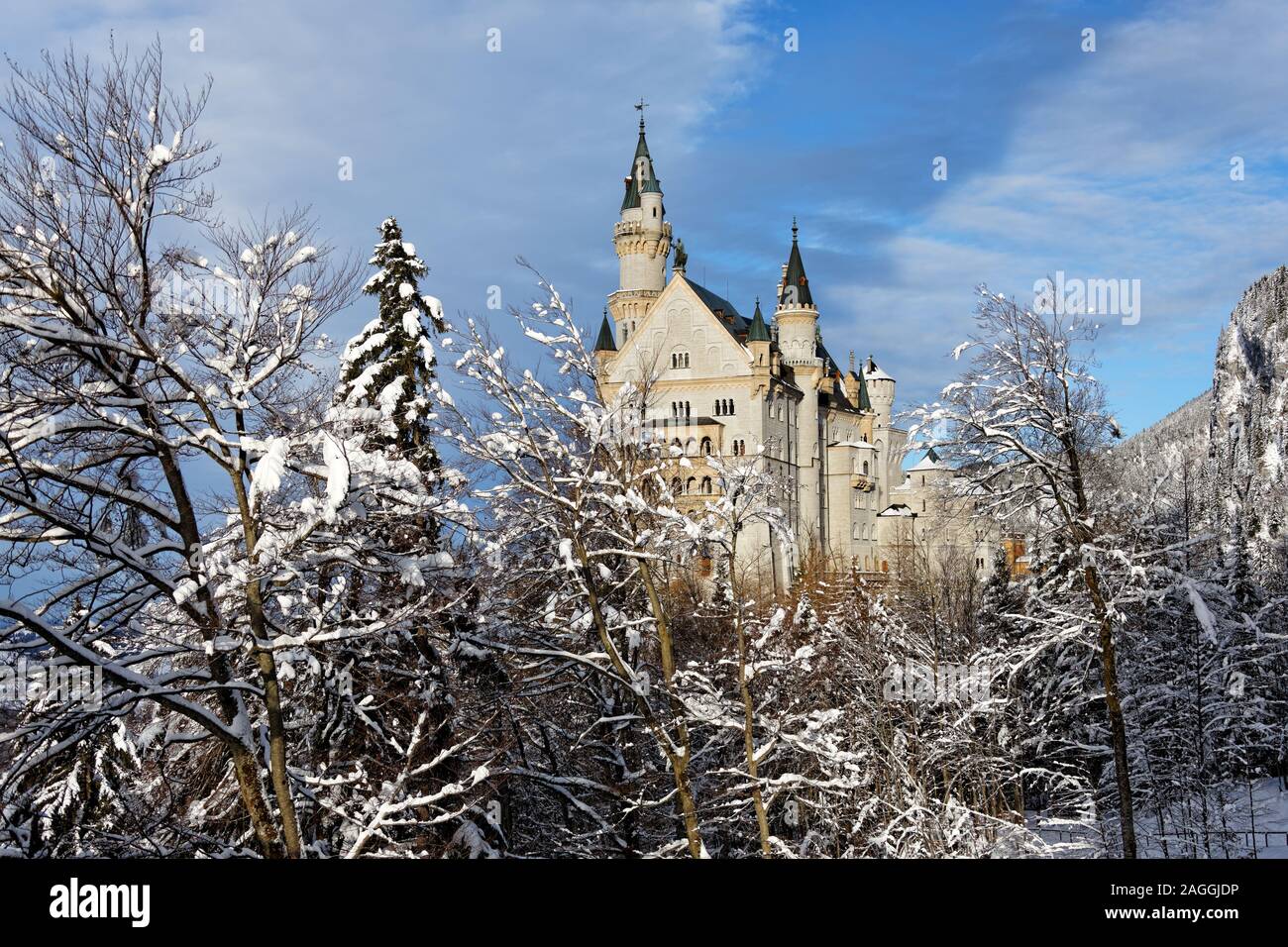 Neuschwanstein castle snow hi-res stock photography and images - Alamy