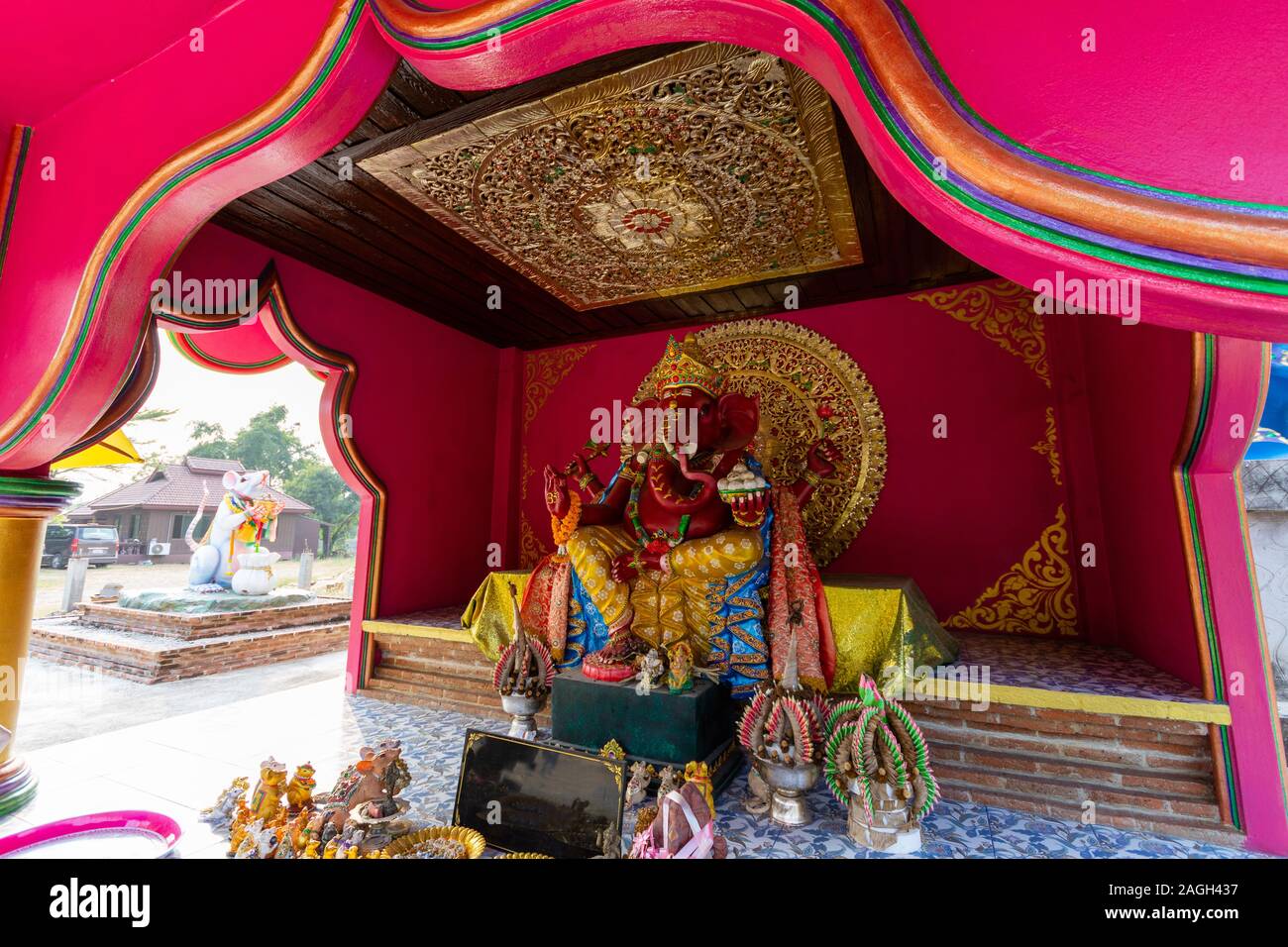 Buddhist rat hi-res stock photography and images - Alamy