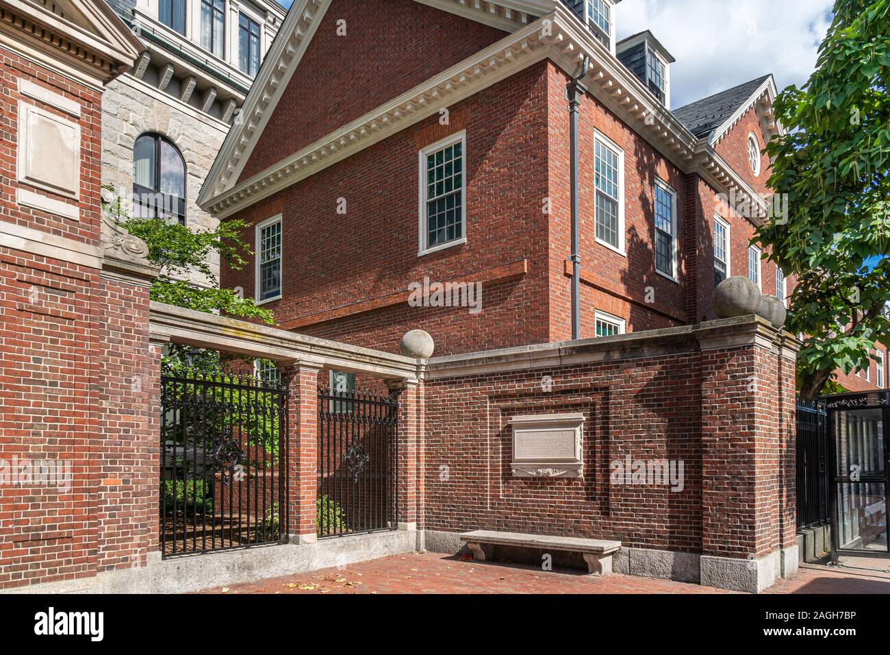 Harvard university gate hi-res stock photography and images - Alamy