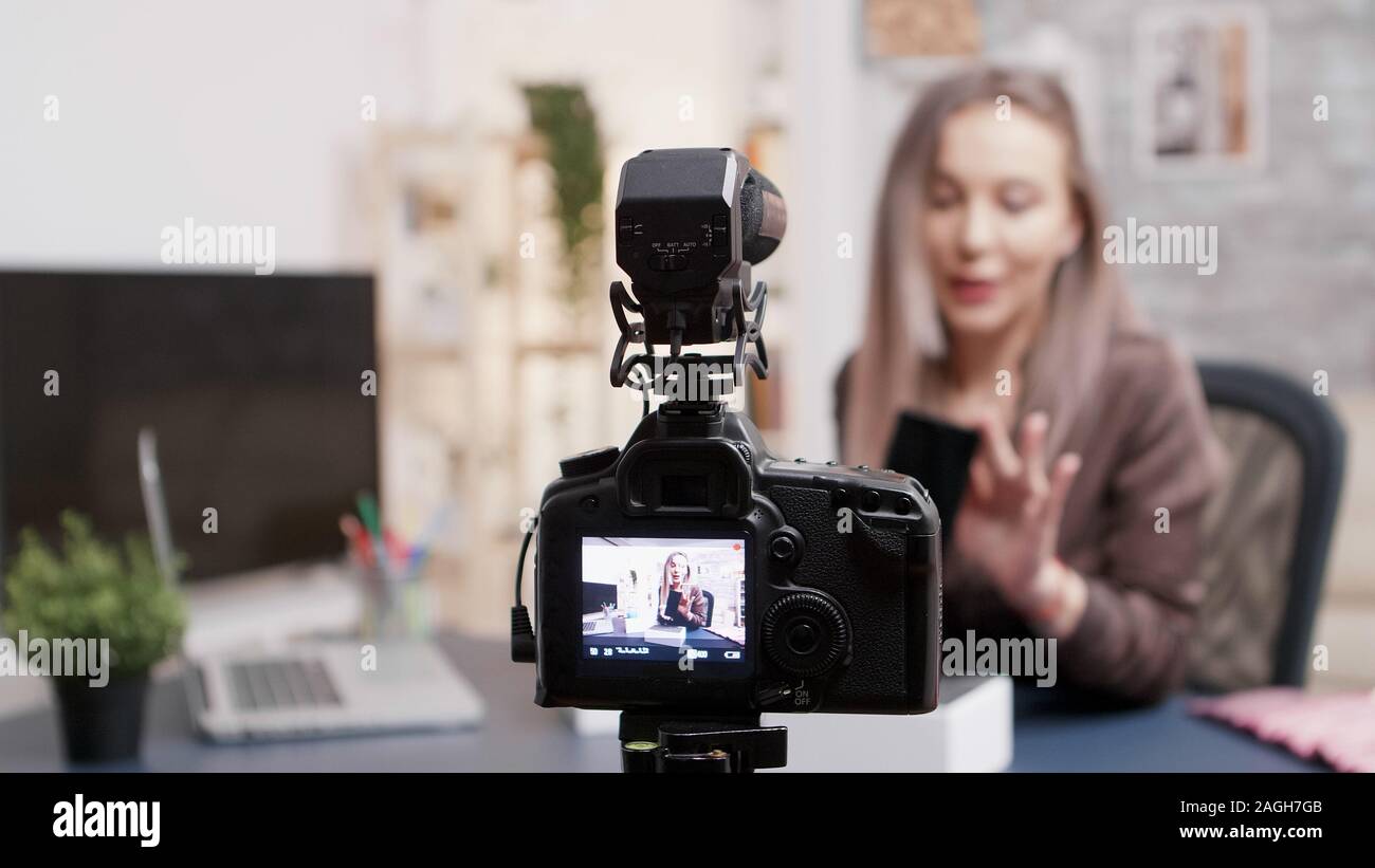 Unboxing camera hi-res stock photography and images - Alamy