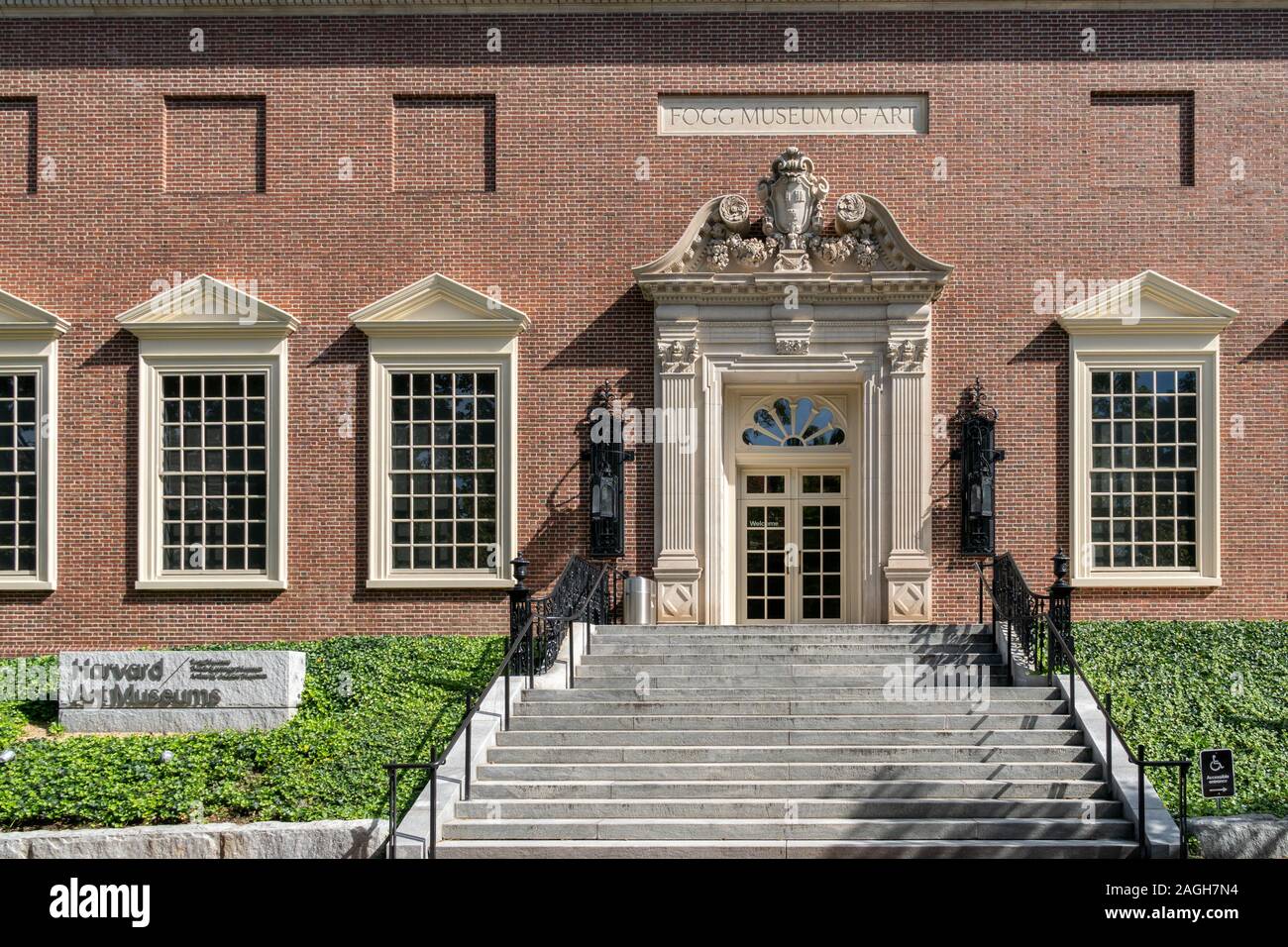 Fogg art museum hi-res stock photography and images - Alamy