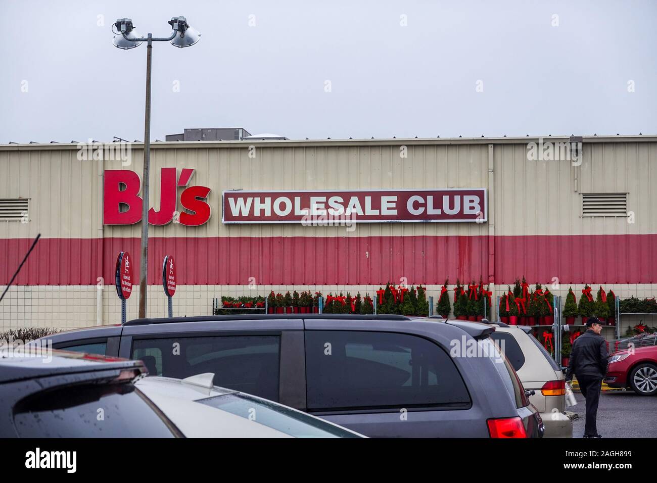 Bjs bjs wholesale club hi-res stock photography and images - Alamy