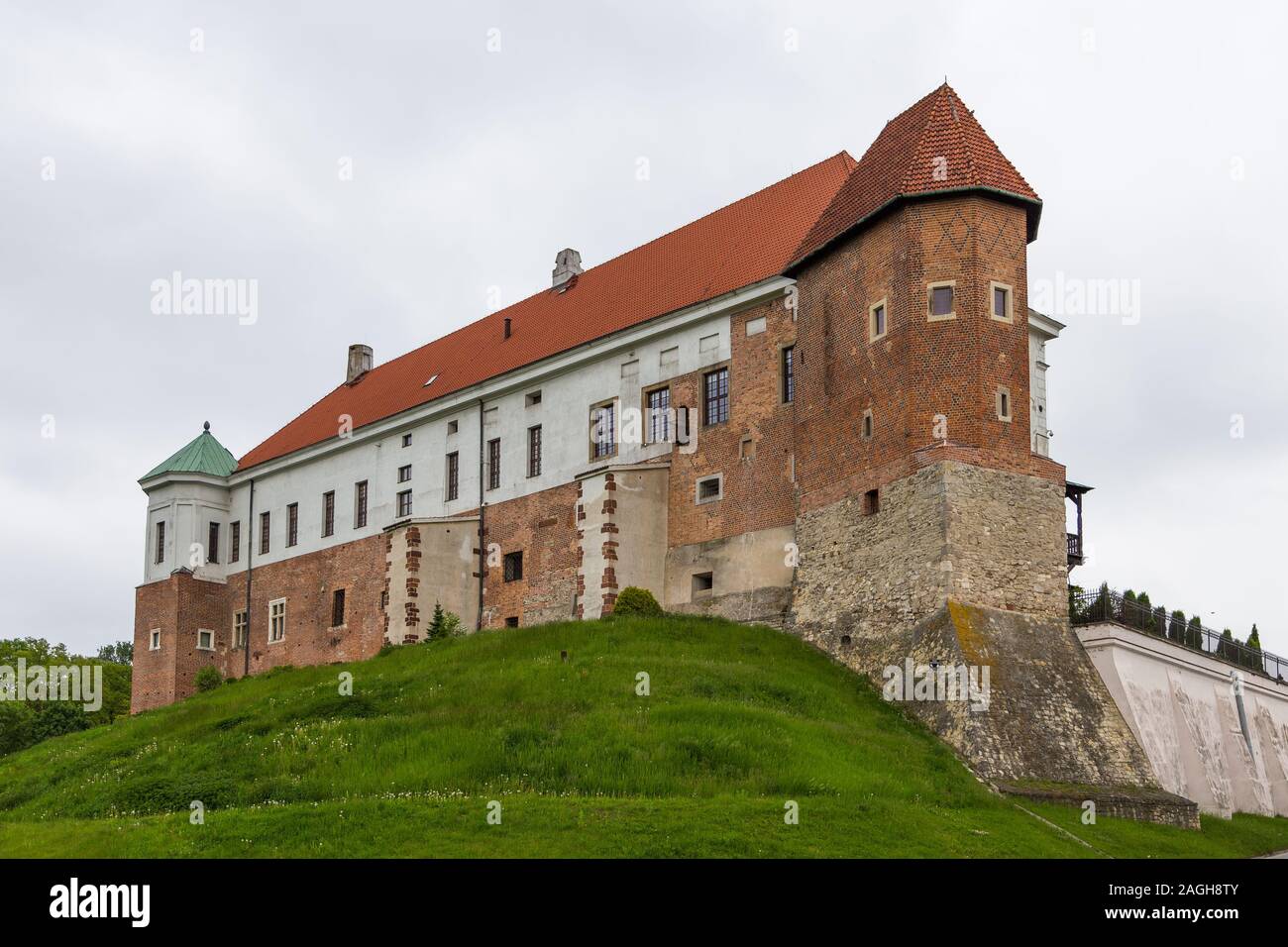 Sandomierz Royal Castle a medieval structure in Sandomierz, Poland ...