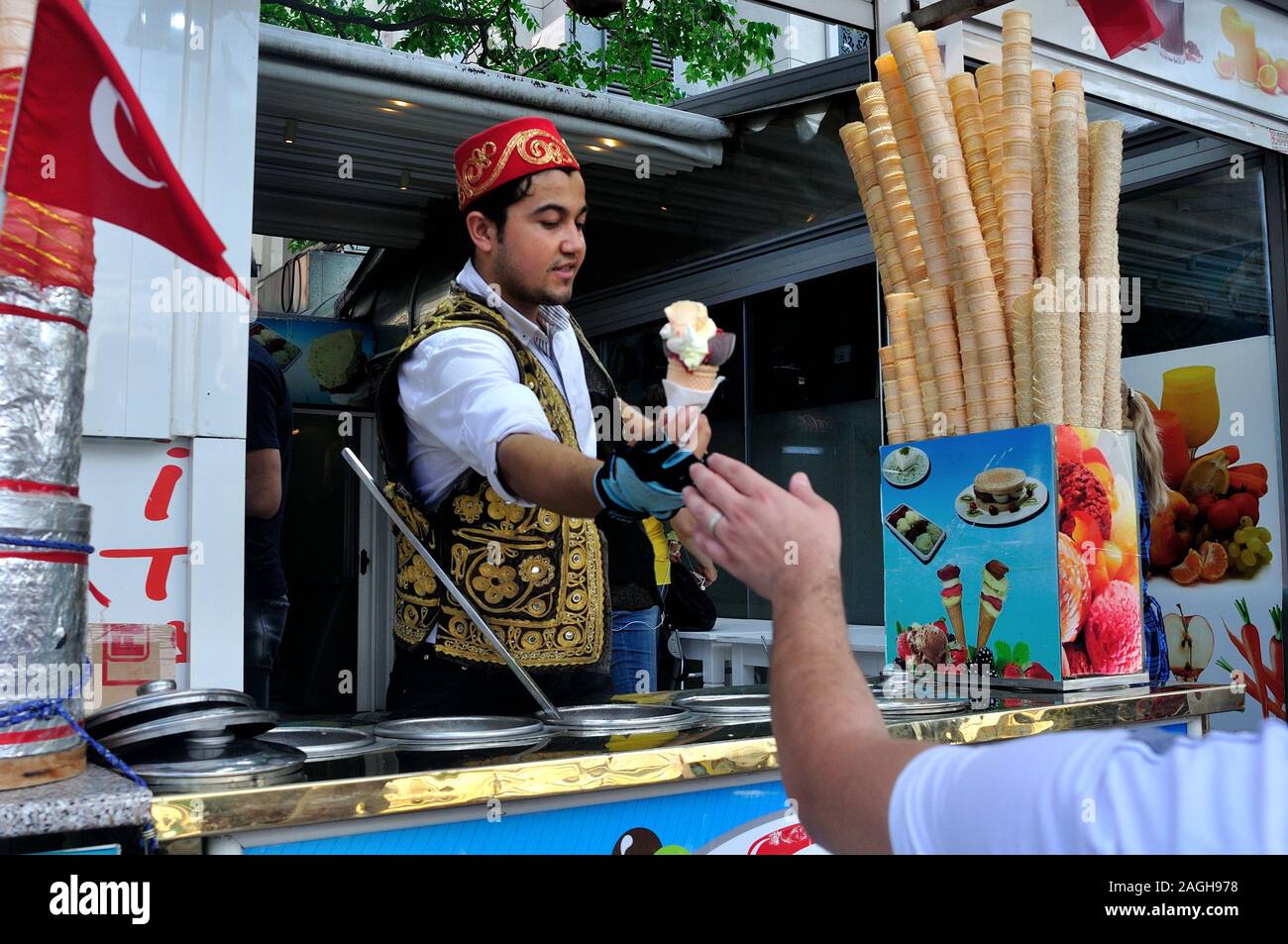 Turkish ice cream stall hi-res stock photography and images - Alamy