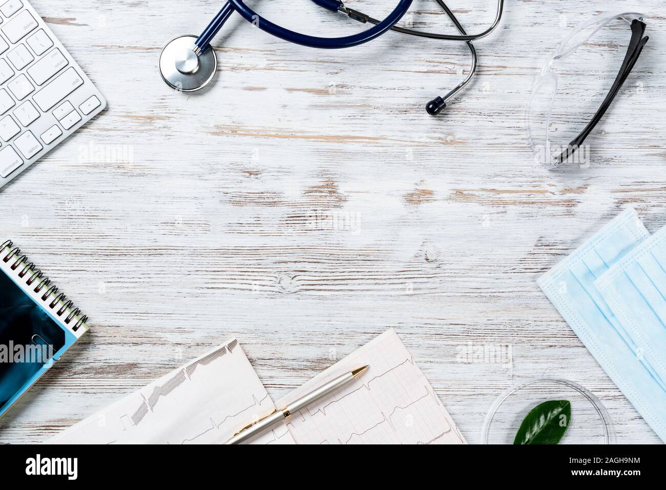 Doctors desktop with medical supplies Stock Photo - Alamy