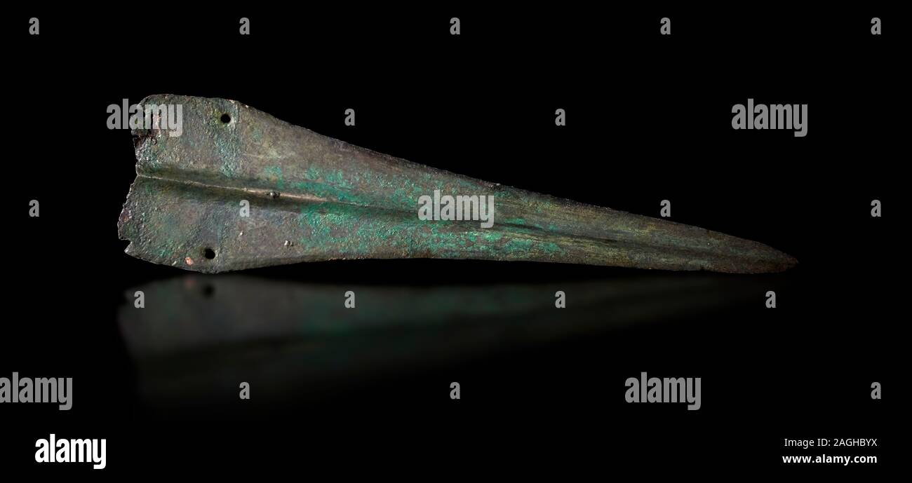 Cycladic bronze dagger. Early Cycladic II (2800-2300 BC) , Phylakopi ...