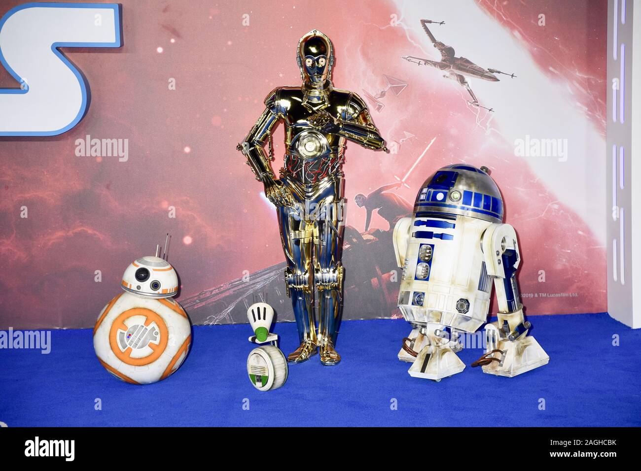 R2 d2 skywalker hi-res stock photography and images - Alamy