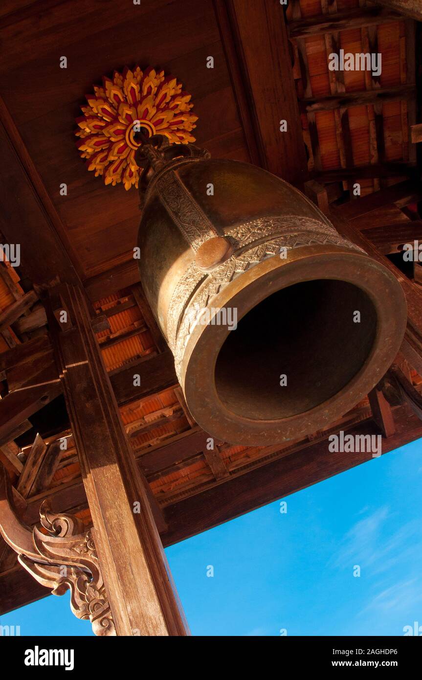 Golden pagoda bell tower hi-res stock photography and images - Alamy